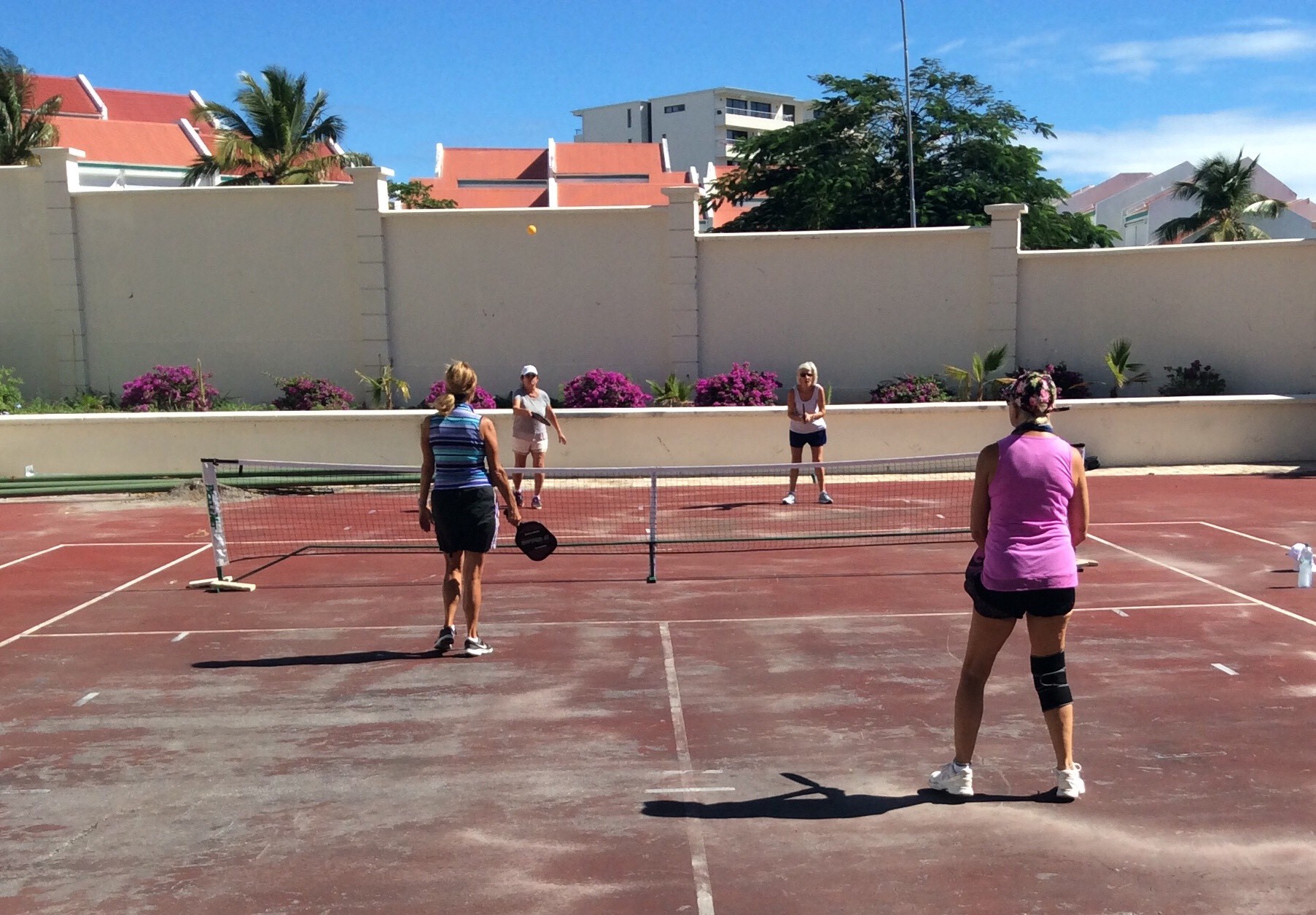 Sunday Morning Ladies Pickleball at The Cliff – SXM Pickleball
